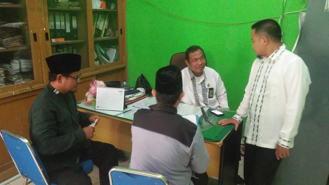 KH. Ahmad Mubari Bersilaturahim Kakankemenag Muba - PCNU MUBA